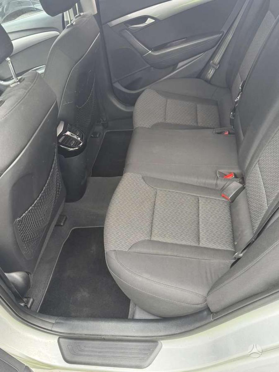 Pelēks Hyundai i40 2012 Kauņa, ar dzinēja tilpumu 1.69 L un nobraukumu 275 tūkst. km par 3500 €, foto 16 vietnē AUTOMOTO.COM.LV