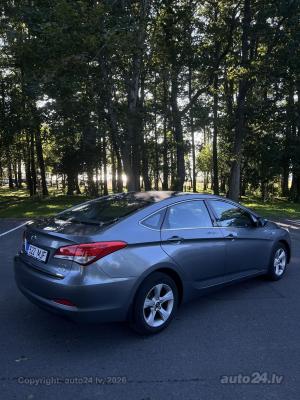 Grey Hyundai i40 2013 in Tallinn, with an engine capacity of 1.60 L and mileage of 101 thousand km for 6350 €, photo 3 on AUTOMOTO.COM.LV