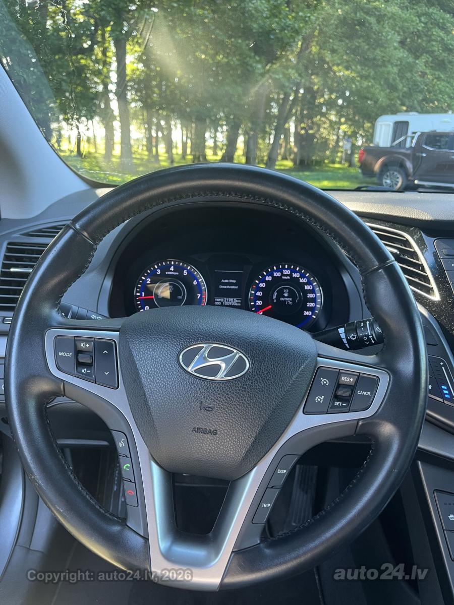 Grey Hyundai i40 2013 in Tallinn, with an engine capacity of 1.60 L and mileage of 101 thousand km for 6350 €, photo 8 on AUTOMOTO.COM.LV