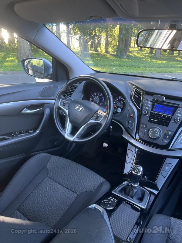 Pelēks Hyundai i40 2013 Tallina, ar dzinēja tilpumu 1.60 L un nobraukumu 101 tūkst. km par 6350 €, foto 6 vietnē AUTOMOTO.COM.LV