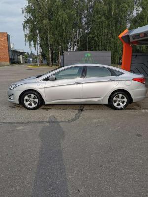 Pelēks Hyundai i40 2013 Marijampole, ar dzinēja tilpumu 1.69 L un nobraukumu 219 tūkst. km par 4200 €, foto 7 vietnē AUTOMOTO.COM.LV