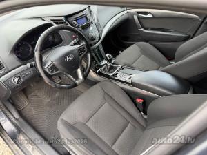 Pelēks Hyundai i40 2014 Tallina, ar dzinēja tilpumu 1.70 L un nobraukumu 290 tūkst. km par 4500 €, foto 10 vietnē AUTOMOTO.COM.LV