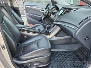 Grey Hyundai i40 2017 in Riga, with an engine capacity of 1.70 L and mileage of 187 thousand km for 7970 €, photo 13 on AUTOMOTO.COM.LV
