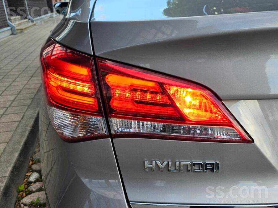 Grey Hyundai i40 2017 in Riga, with an engine capacity of 1.70 L and mileage of 187 thousand km for 7970 €, photo 32 on AUTOMOTO.COM.LV