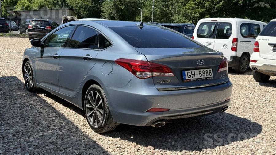 Pelēks Hyundai i40 2017 Rīga, ar dzinēja tilpumu 1.70 L un nobraukumu 177 tūkst. km par 7650 €, foto 7 vietnē AUTOMOTO.COM.LV