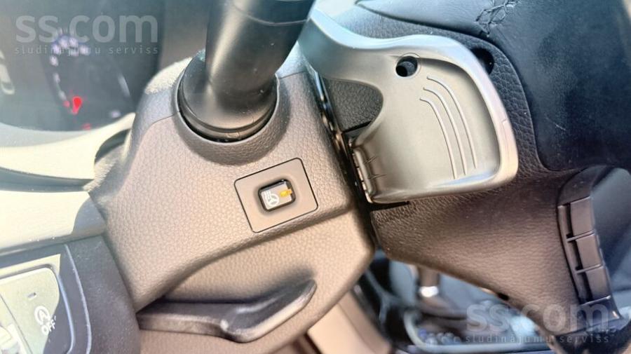 Pelēks Hyundai i40 2017 Rīga, ar dzinēja tilpumu 1.70 L un nobraukumu 177 tūkst. km par 7650 €, foto 13 vietnē AUTOMOTO.COM.LV