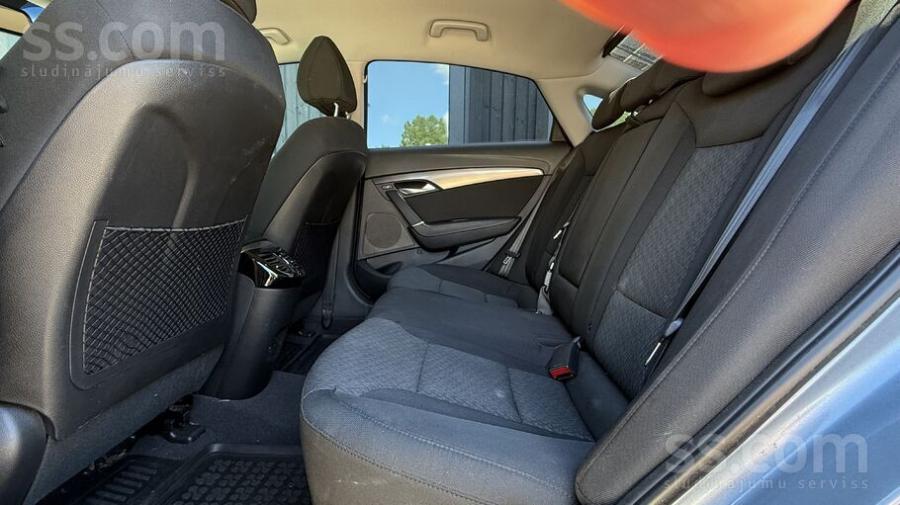 Pelēks Hyundai i40 2017 Rīga, ar dzinēja tilpumu 1.70 L un nobraukumu 177 tūkst. km par 7650 €, foto 21 vietnē AUTOMOTO.COM.LV