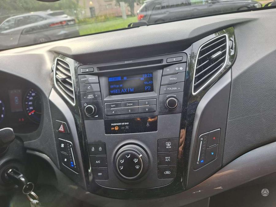 Pelēks Hyundai i40 2017 Viļņa, ar dzinēja tilpumu 1.59 L un nobraukumu 165 tūkst. km par 5900 €, foto 7 vietnē AUTOMOTO.COM.LV