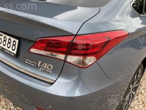 Grey Hyundai i40 2017 in Riga, with an engine capacity of 1.70 L and mileage of 177 thousand km for 7700 €, photo 8 on AUTOMOTO.COM.LV
