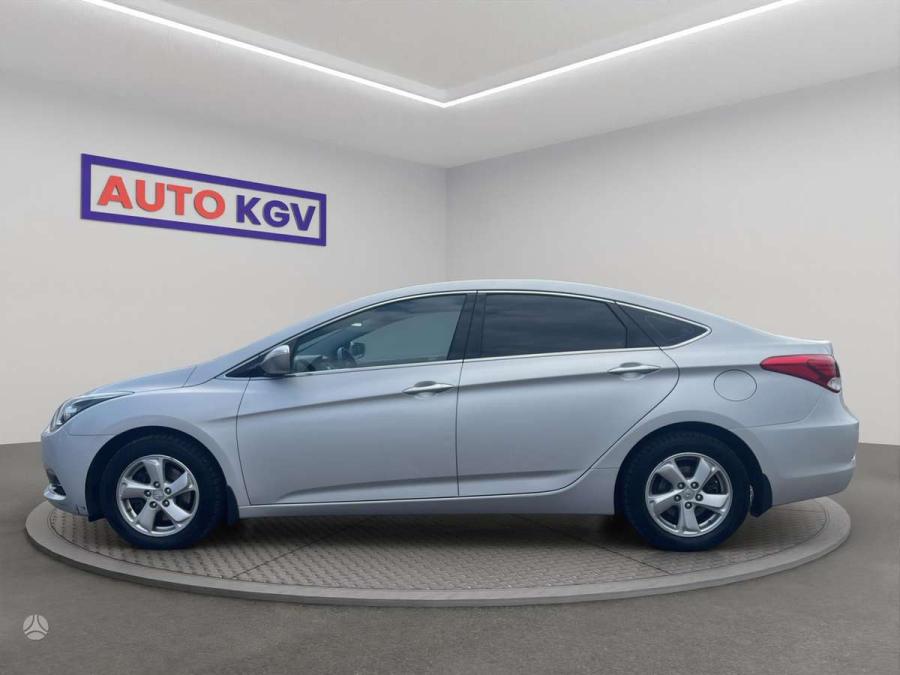 Pelēks Hyundai i40 2017 Viļņa, ar dzinēja tilpumu 1.60 L un nobraukumu 165 tūkst. km par 6699 €, foto 3 vietnē AUTOMOTO.COM.LV