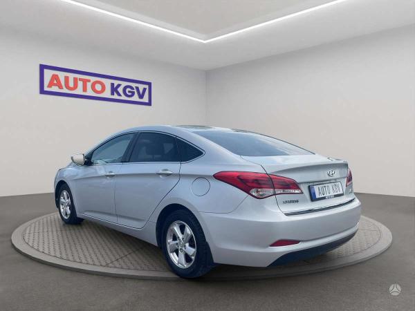 Grey Hyundai i40 2017 in Vilnius, with an engine capacity of 1.60 L and mileage of 165 thousand km for 6699 €, photo 4 on AUTOMOTO.COM.LV