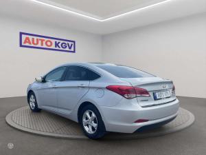 Grey Hyundai i40 2017 in Vilnius, with an engine capacity of 1.60 L and mileage of 165 thousand km for 6699 €, photo 4 on AUTOMOTO.COM.LV