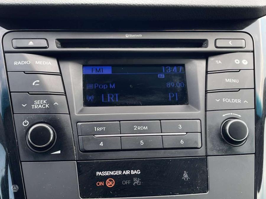 Grey Hyundai i40 2017 in Vilnius, with an engine capacity of 1.60 L and mileage of 165 thousand km for 6699 €, photo 17 on AUTOMOTO.COM.LV