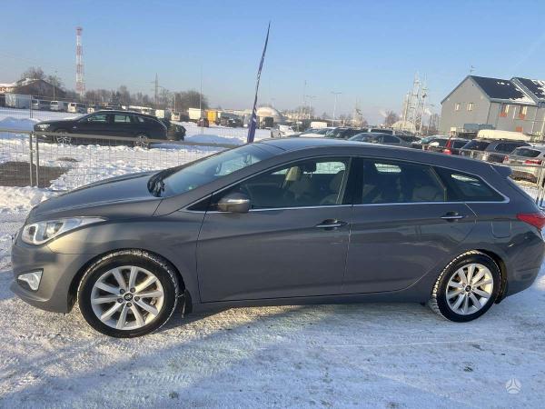 Pelēks Hyundai i40 2011 Marijampole, ar dzinēja tilpumu 1.69 L un nobraukumu 159 tūkst. km par 3550 €, foto 6 vietnē AUTOMOTO.COM.LV