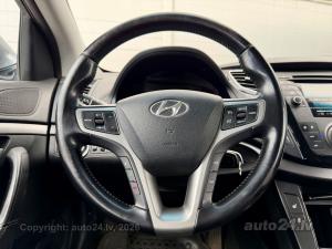 Grey Hyundai i40 2011 in Tallinn, with an engine capacity of 1.70 L and mileage of 276 thousand km for 3000 €, photo 10 on AUTOMOTO.COM.LV