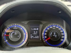 Grey Hyundai i40 2011 in Tallinn, with an engine capacity of 1.70 L and mileage of 276 thousand km for 3000 €, photo 11 on AUTOMOTO.COM.LV