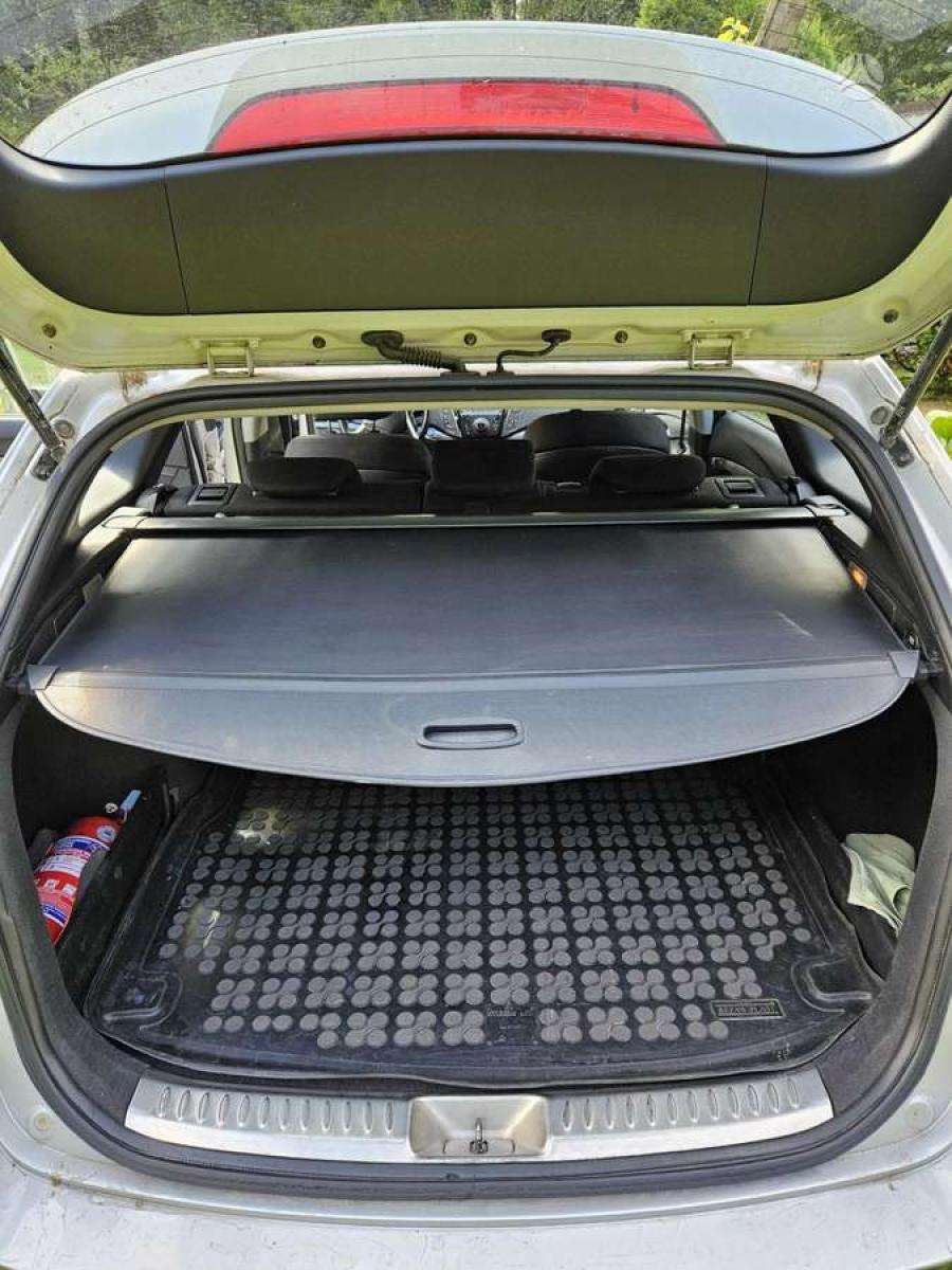 Pelēks Hyundai i40 2011 Kauņa, ar dzinēja tilpumu 1.69 L un nobraukumu 190 tūkst. km par 4000 €, foto 10 vietnē AUTOMOTO.COM.LV