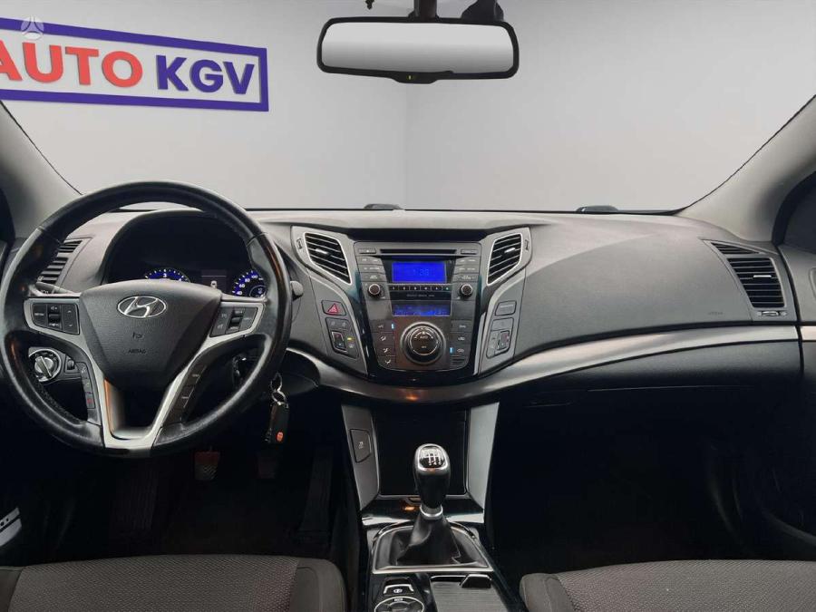Pelēks Hyundai i40 2012 Kauņa, ar dzinēja tilpumu 1.70 L un nobraukumu 258 tūkst. km par 5299 €, foto 13 vietnē AUTOMOTO.COM.LV
