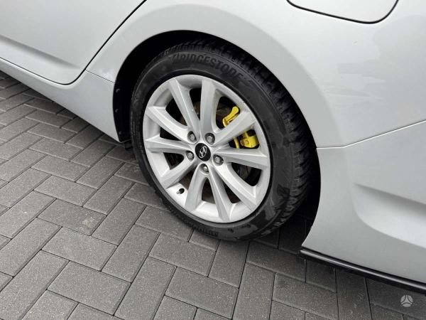 Pelēks Hyundai i40 2012 Telšiai, ar dzinēja tilpumu 1.69 L un nobraukumu 226 tūkst. km par 5999 €, foto 11 vietnē AUTOMOTO.COM.LV