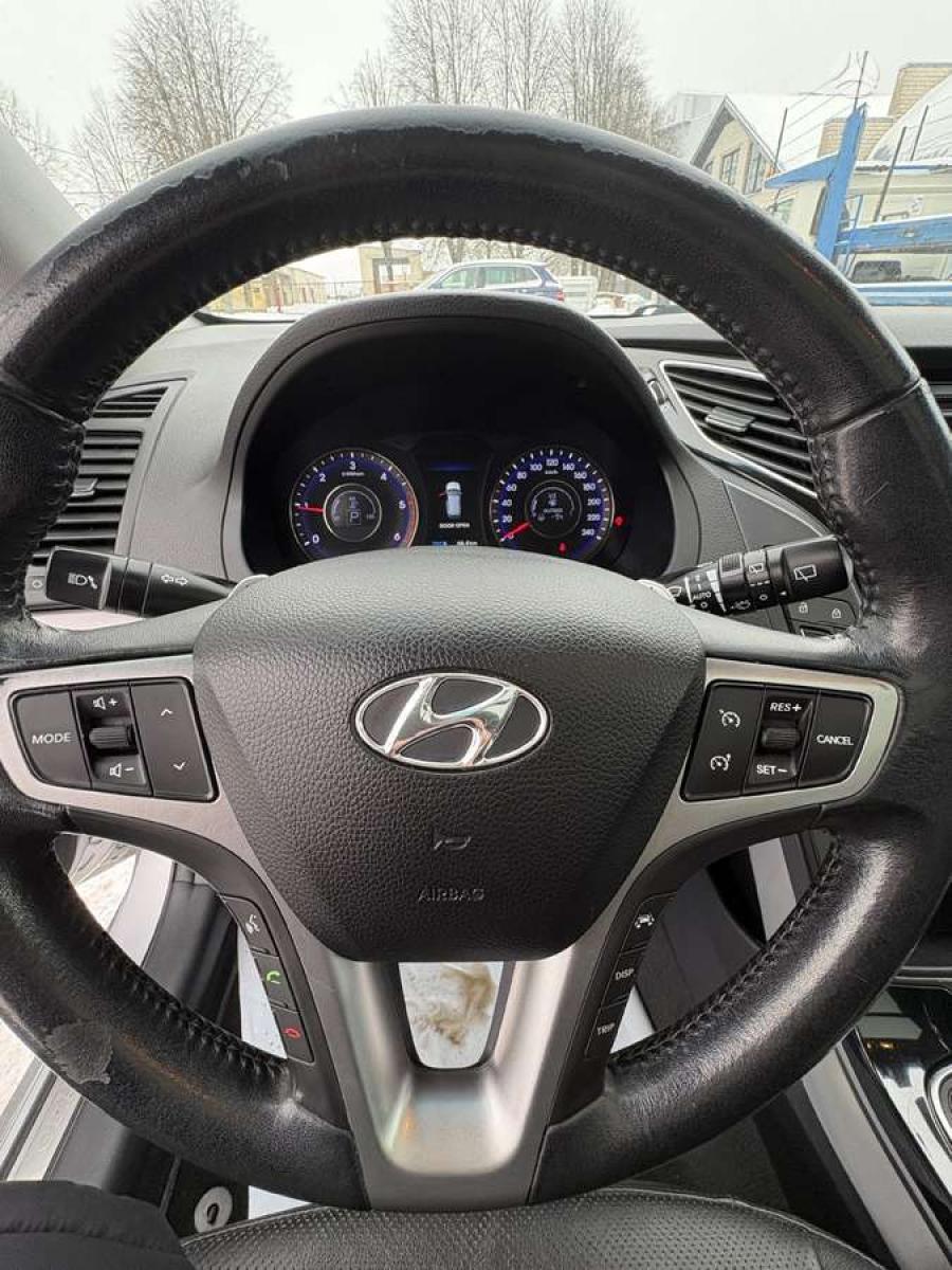 Pelēks Hyundai i40 2012 Tauragė, ar dzinēja tilpumu 1.69 L un nobraukumu 212 tūkst. km par 5500 €, foto 15 vietnē AUTOMOTO.COM.LV