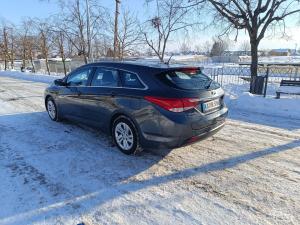 Grey Hyundai i40 2012 in Telschi, with an engine capacity of 1.70 L and mileage of 255 thousand km for 3999 €, photo 5 on AUTOMOTO.COM.LV