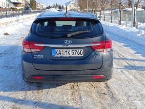 Grey Hyundai i40 2012 in Telschi, with an engine capacity of 1.70 L and mileage of 255 thousand km for 3999 €, photo 7 on AUTOMOTO.COM.LV