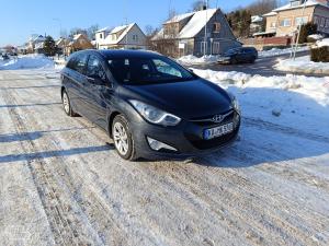 Grey Hyundai i40 2012 in Telschi, with an engine capacity of 1.70 L and mileage of 255 thousand km for 3999 €, photo 12 on AUTOMOTO.COM.LV