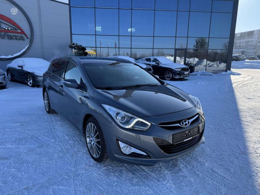 Pelēks Hyundai i40 2012 Telšiai, ar dzinēja tilpumu 1.69 L un nobraukumu 175 tūkst. km par 5500 €, foto 10 vietnē AUTOMOTO.COM.LV