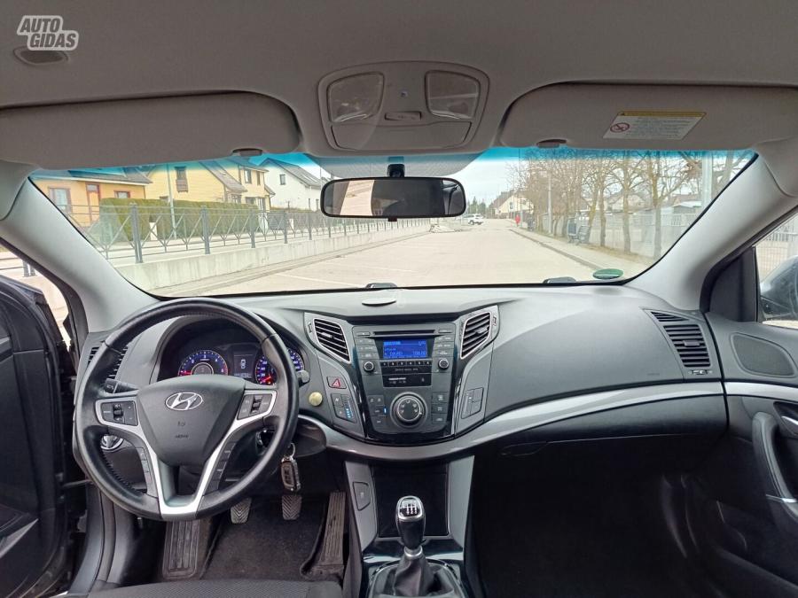 Pelēks Hyundai i40 2012 Telšiai, ar dzinēja tilpumu 1.70 L un nobraukumu 255 tūkst. km par 3899 €, foto 18 vietnē AUTOMOTO.COM.LV