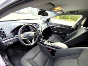Grey Hyundai i40 2012 in Kaunas, with an engine capacity of 1.70 L and mileage of 306 thousand km for 4000 €, photo 14 on AUTOMOTO.COM.LV
