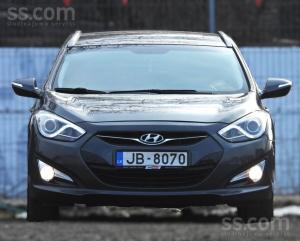 Grey Hyundai i40 2012 in Riga, with an engine capacity of 1.70 L and mileage of 230 thousand km for 3250 €, photo 3 on AUTOMOTO.COM.LV