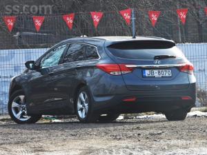 Grey Hyundai i40 2012 in Riga, with an engine capacity of 1.70 L and mileage of 230 thousand km for 3250 €, photo 6 on AUTOMOTO.COM.LV