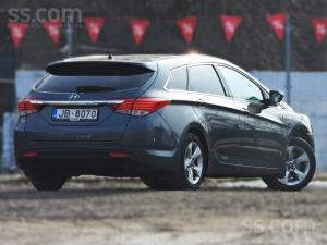 Grey Hyundai i40 2012 in Riga, with an engine capacity of 1.70 L and mileage of 230 thousand km for 3250 €, photo 8 on AUTOMOTO.COM.LV