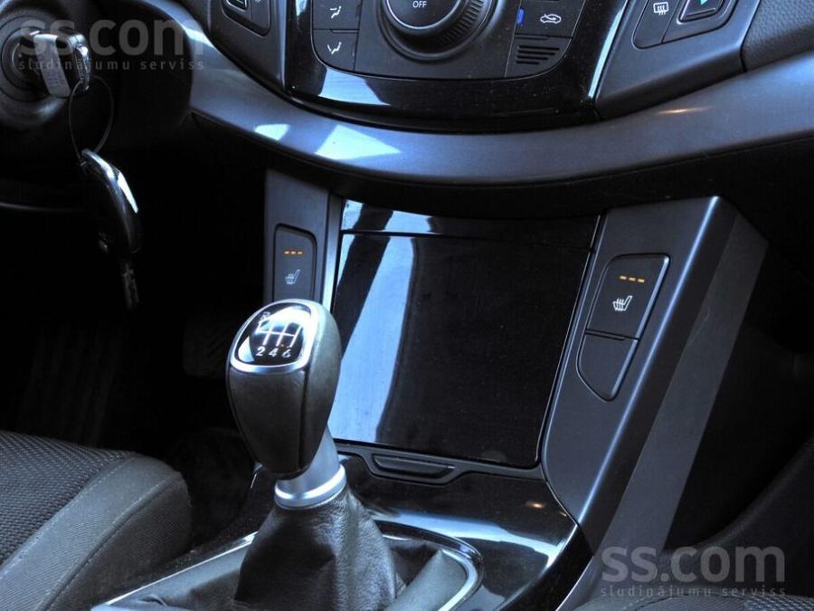 Grey Hyundai i40 2012 in Riga, with an engine capacity of 1.70 L and mileage of 230 thousand km for 3250 €, photo 21 on AUTOMOTO.COM.LV