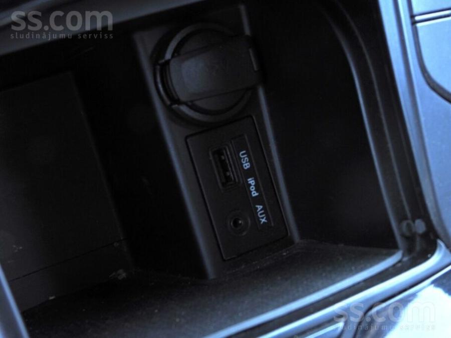 Grey Hyundai i40 2012 in Riga, with an engine capacity of 1.70 L and mileage of 230 thousand km for 3250 €, photo 24 on AUTOMOTO.COM.LV