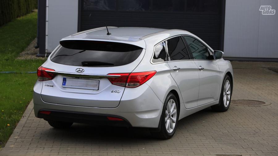 Grey Hyundai i40 2012 in Ukmerge, with an engine capacity of 1.70 L and mileage of 229 thousand km for 4650 €, photo 20 on AUTOMOTO.COM.LV