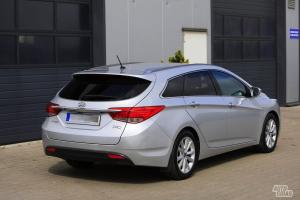 Grey Hyundai i40 2012 in Ukmerge, with an engine capacity of 1.70 L and mileage of 229 thousand km for 4650 €, photo  on AUTOMOTO.COM.LV