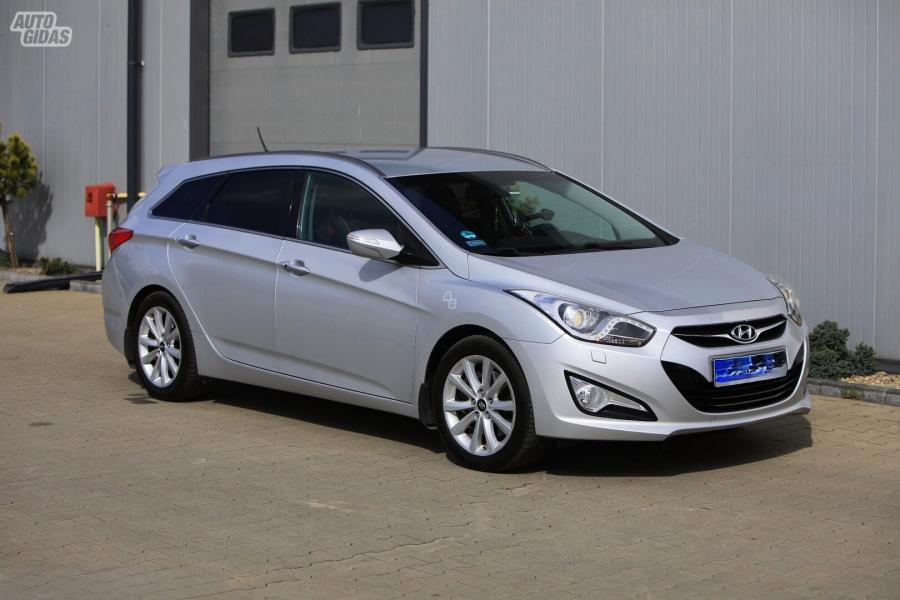 Pelēks Hyundai i40 2012 Ukmergė, ar dzinēja tilpumu 1.70 L un nobraukumu 229 tūkst. km par 4650 €, foto 3 vietnē AUTOMOTO.COM.LV