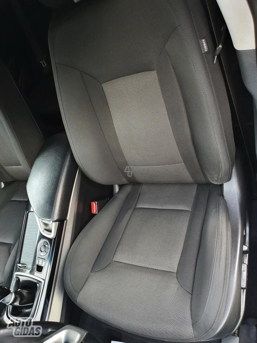 Pelēks Hyundai i40 2012 Ukmergė, ar dzinēja tilpumu 1.70 L un nobraukumu 229 tūkst. km par 4650 €, foto 26 vietnē AUTOMOTO.COM.LV