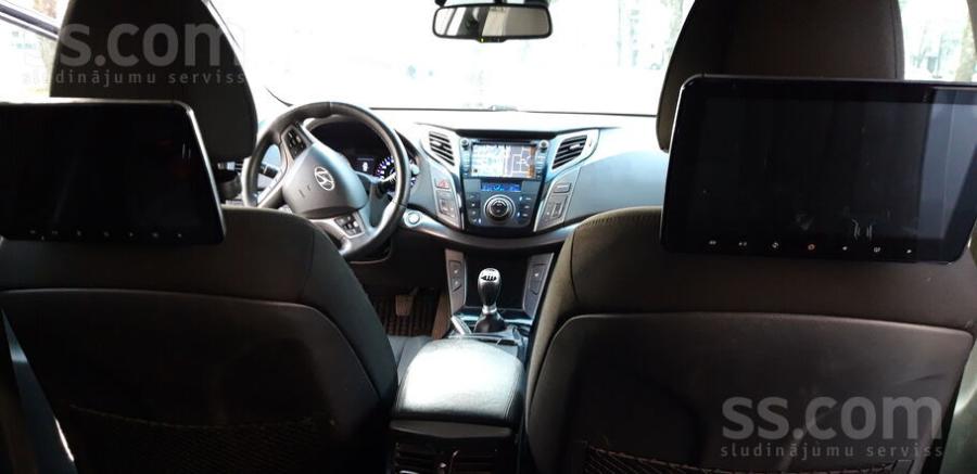 Pelēks Hyundai i40 2012 Rīga, ar dzinēja tilpumu 1.60 L un nobraukumu 250 tūkst. km par 2500 €, foto 6 vietnē AUTOMOTO.COM.LV