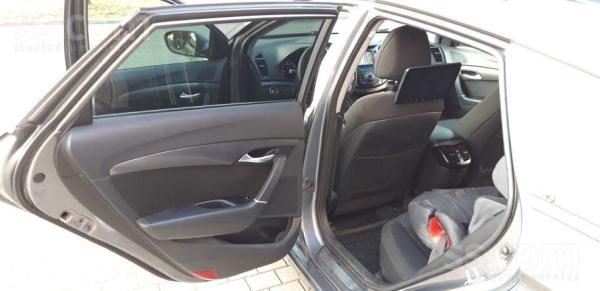 Pelēks Hyundai i40 2012 Rīga, ar dzinēja tilpumu 1.60 L un nobraukumu 250 tūkst. km par 2500 €, foto 6 vietnē AUTOMOTO.COM.LV