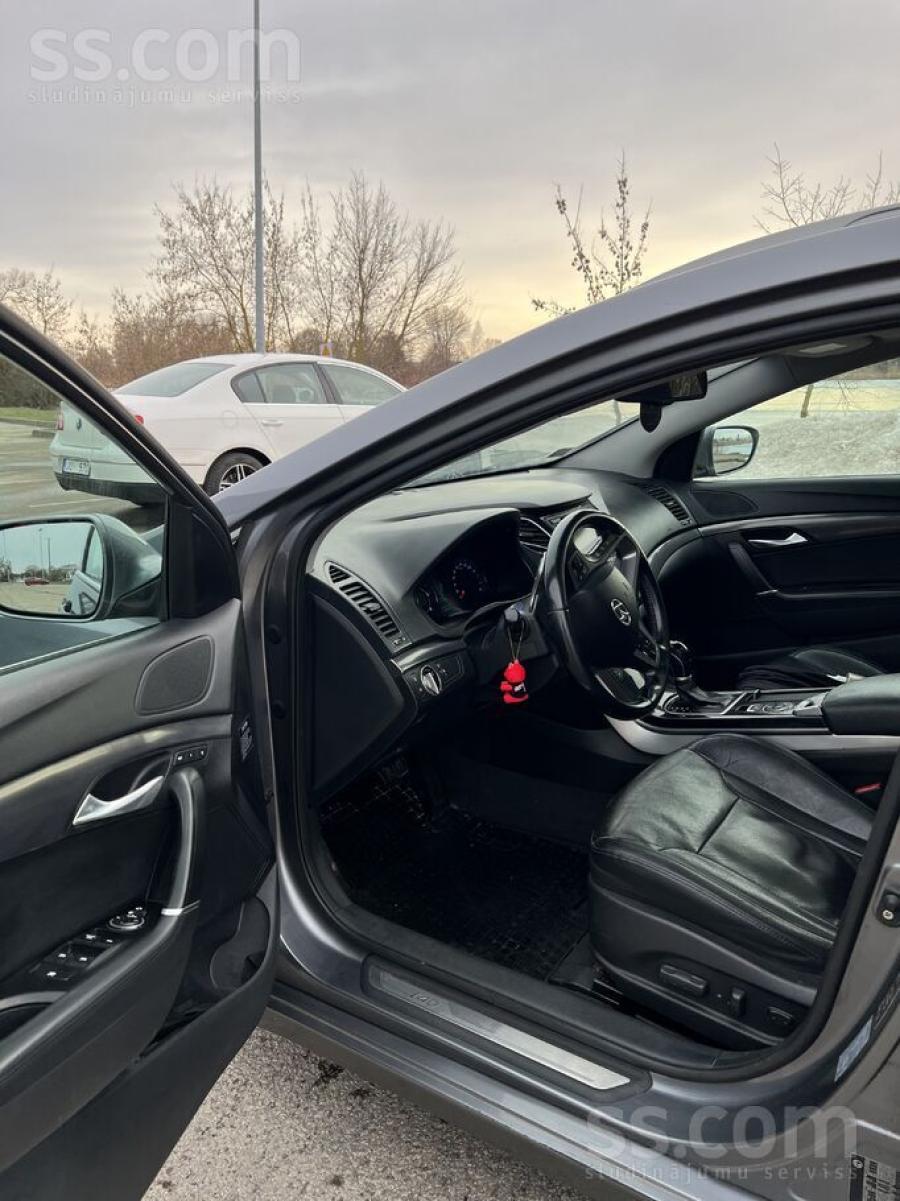 Grey Hyundai i40 2012 in Riga, with an engine capacity of 1.70 L and mileage of 280 thousand km for 5000 €, photo 8 on AUTOMOTO.COM.LV