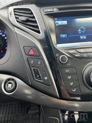 Grey Hyundai i40 2012 in Riga, with an engine capacity of 1.70 L and mileage of 280 thousand km for 5000 €, photo 17 on AUTOMOTO.COM.LV