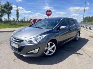 Grey Hyundai i40 2012 in Vilnius, with an engine capacity of 1.69 L and mileage of 309 thousand km for 3850 €, photo  on AUTOMOTO.COM.LV