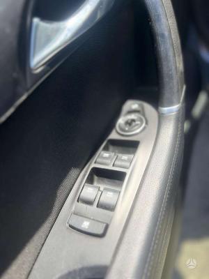 Pelēks Hyundai i40 2012 Viļņa, ar dzinēja tilpumu 1.69 L un nobraukumu 309 tūkst. km par 3850 €, foto 18 vietnē AUTOMOTO.COM.LV