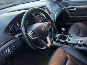 Grey Hyundai i40 2012 in Utena, with an engine capacity of 1.69 L and mileage of 86 thousand km for 4699 €, photo 21 on AUTOMOTO.COM.LV