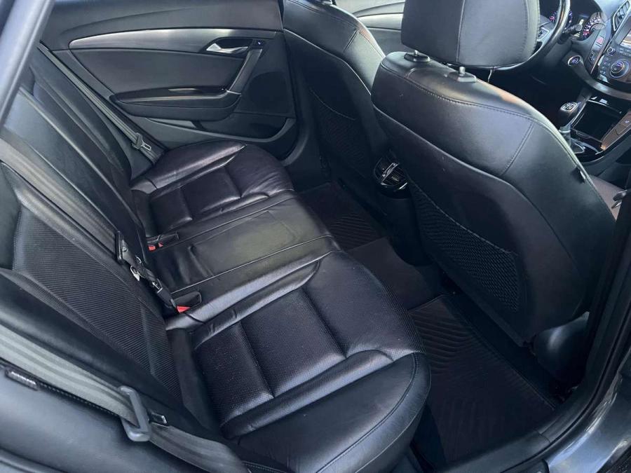 Grey Hyundai i40 2012 in Utena, with an engine capacity of 1.69 L and mileage of 86 thousand km for 4699 €, photo 25 on AUTOMOTO.COM.LV