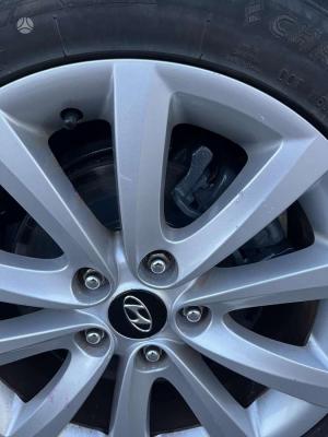 Grey Hyundai i40 2012 in Utena, with an engine capacity of 1.69 L and mileage of 86 thousand km for 4699 €, photo 27 on AUTOMOTO.COM.LV