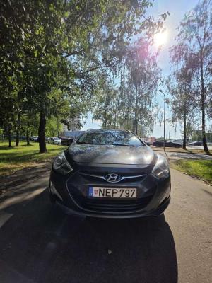 Grey Hyundai i40 2012 in Vilnius, with an engine capacity of 1.69 L and mileage of 262 thousand km for 4200 €, photo 8 on AUTOMOTO.COM.LV