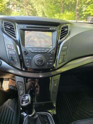 Grey Hyundai i40 2012 in Vilnius, with an engine capacity of 1.69 L and mileage of 262 thousand km for 4200 €, photo 14 on AUTOMOTO.COM.LV